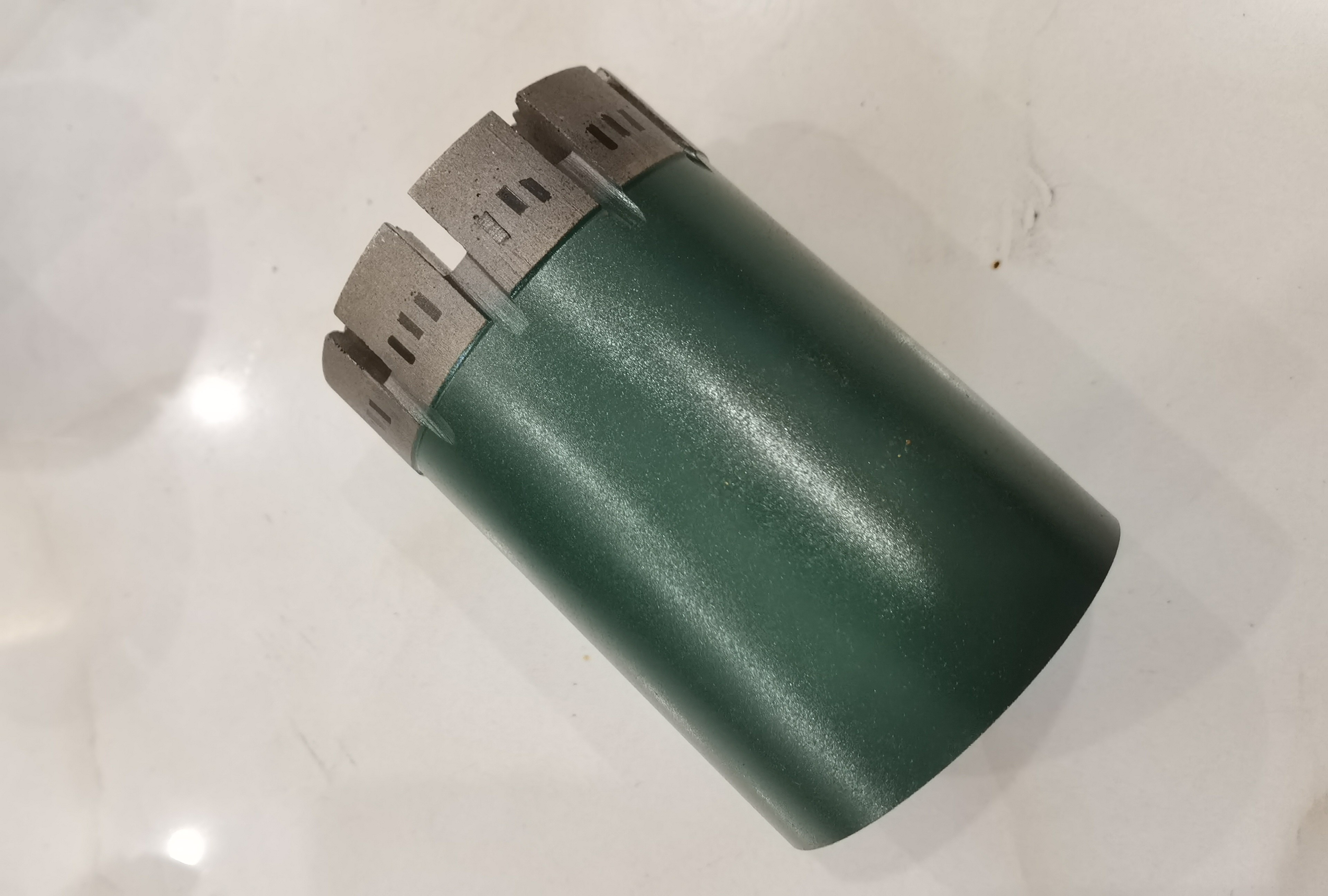 잘 설계된 CE HTW 함침 다이아몬드 코어 비트